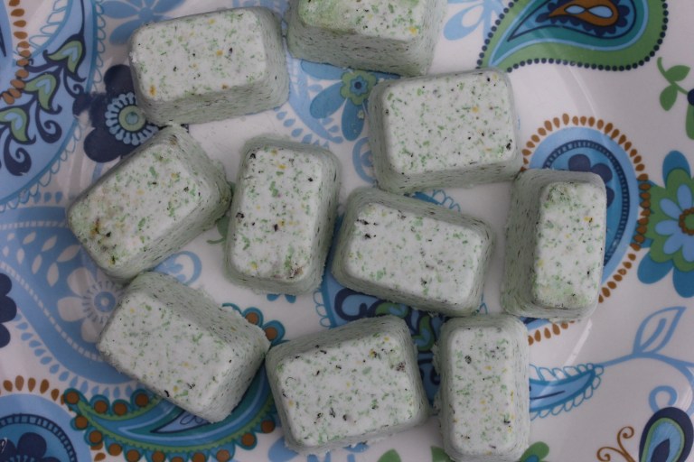 Mint and Rosemary Bath Cubes – Blackbird's Backyard Pharmacy